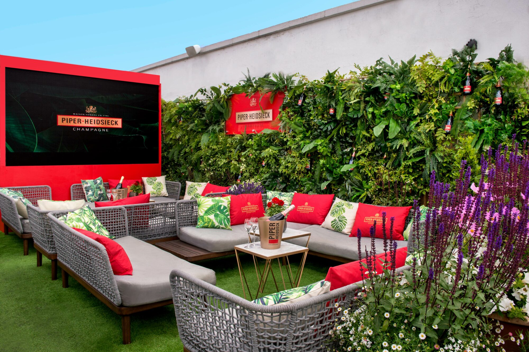 Pop Up Events & Pop Up Experiences | Presentation Design Services